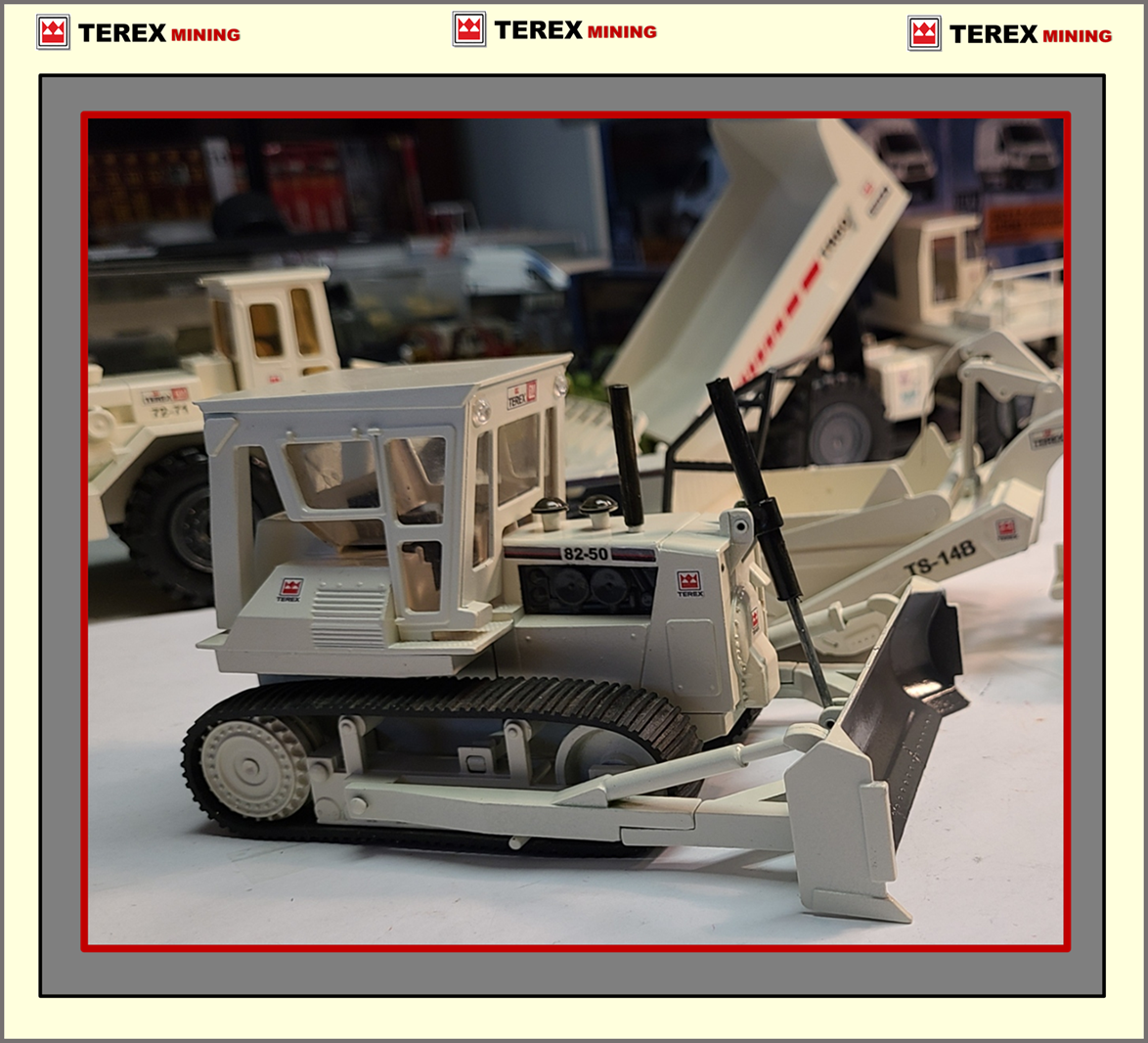 1/40 TEREX MINING 82-50 Bulldozer in "TEREX MINING" Colors !!! – True ...
